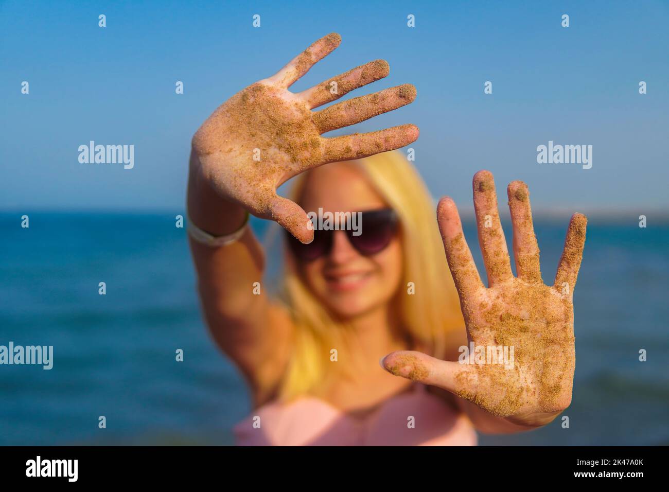 Teen bikini girl hi-res stock photography and images - Alamy