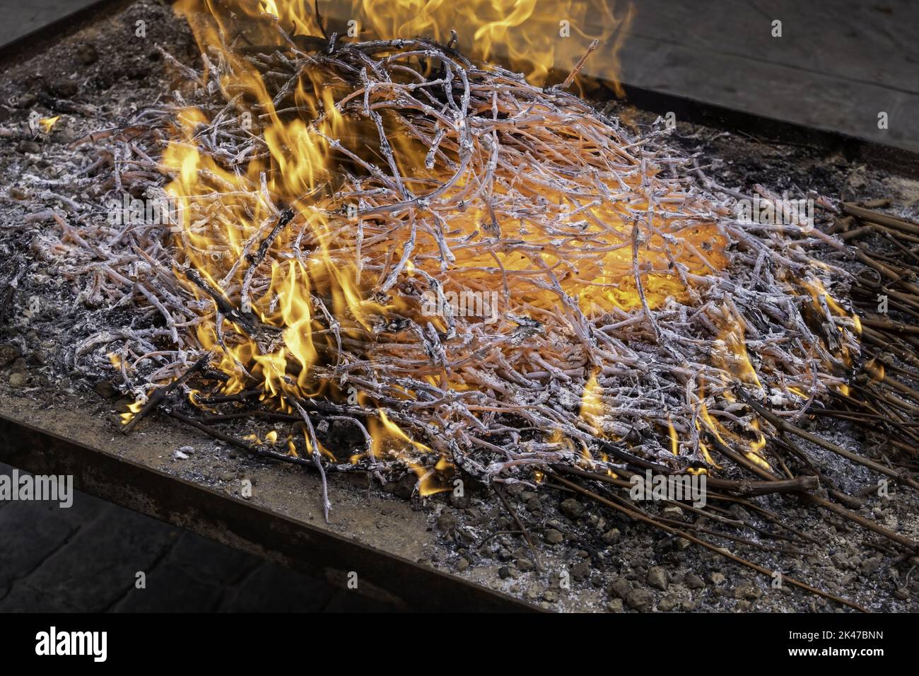 Flying bonfire embers hi-res stock photography and images - Alamy