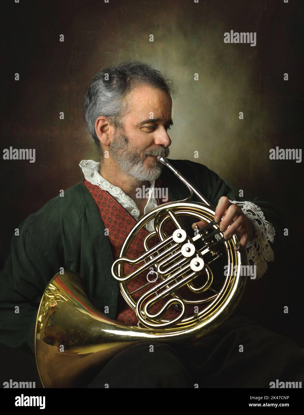 Detail of brass horn hi-res stock photography and images - Alamy