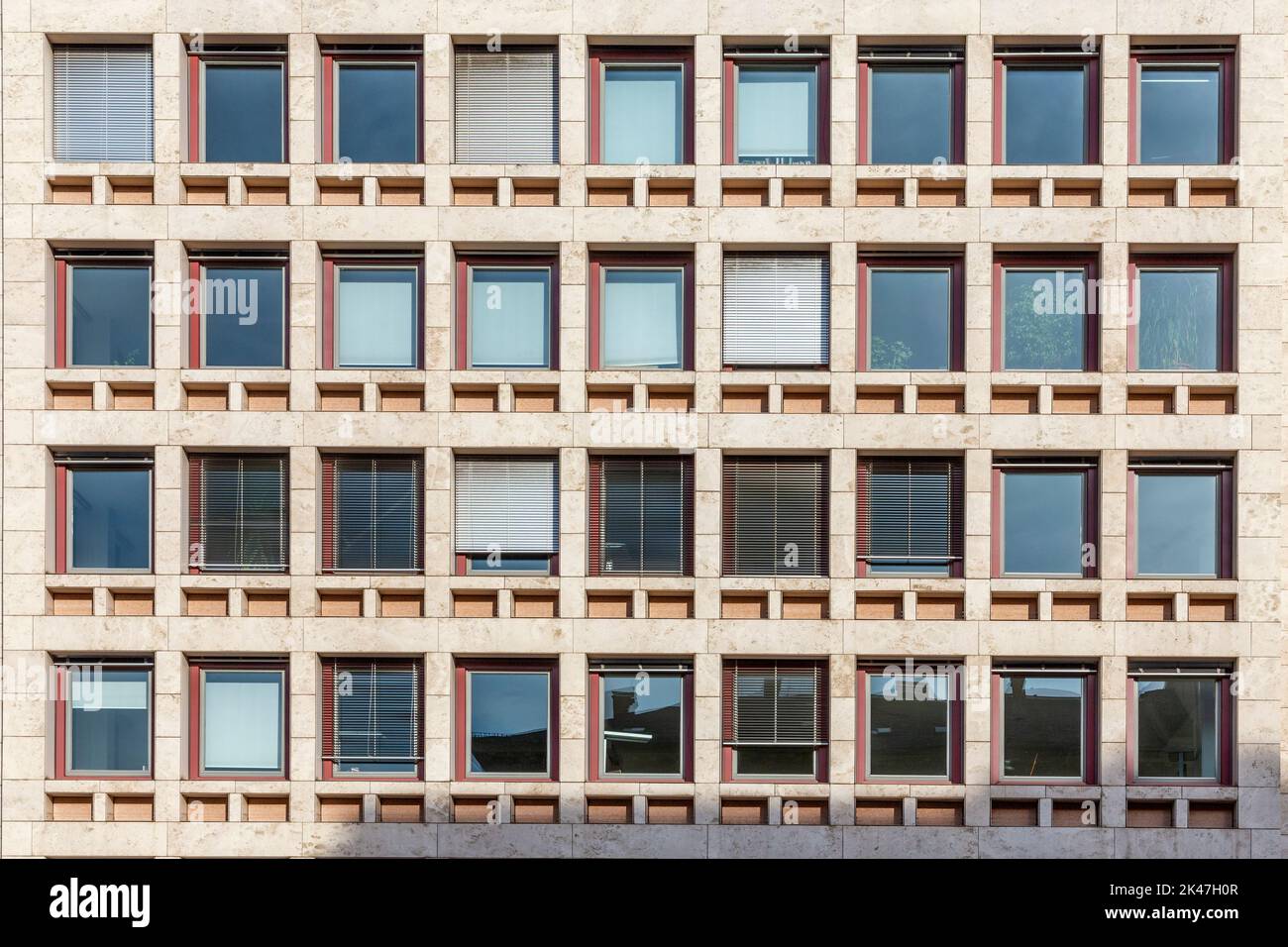 pattern of generic facade of an office house Stock Photo - Alamy