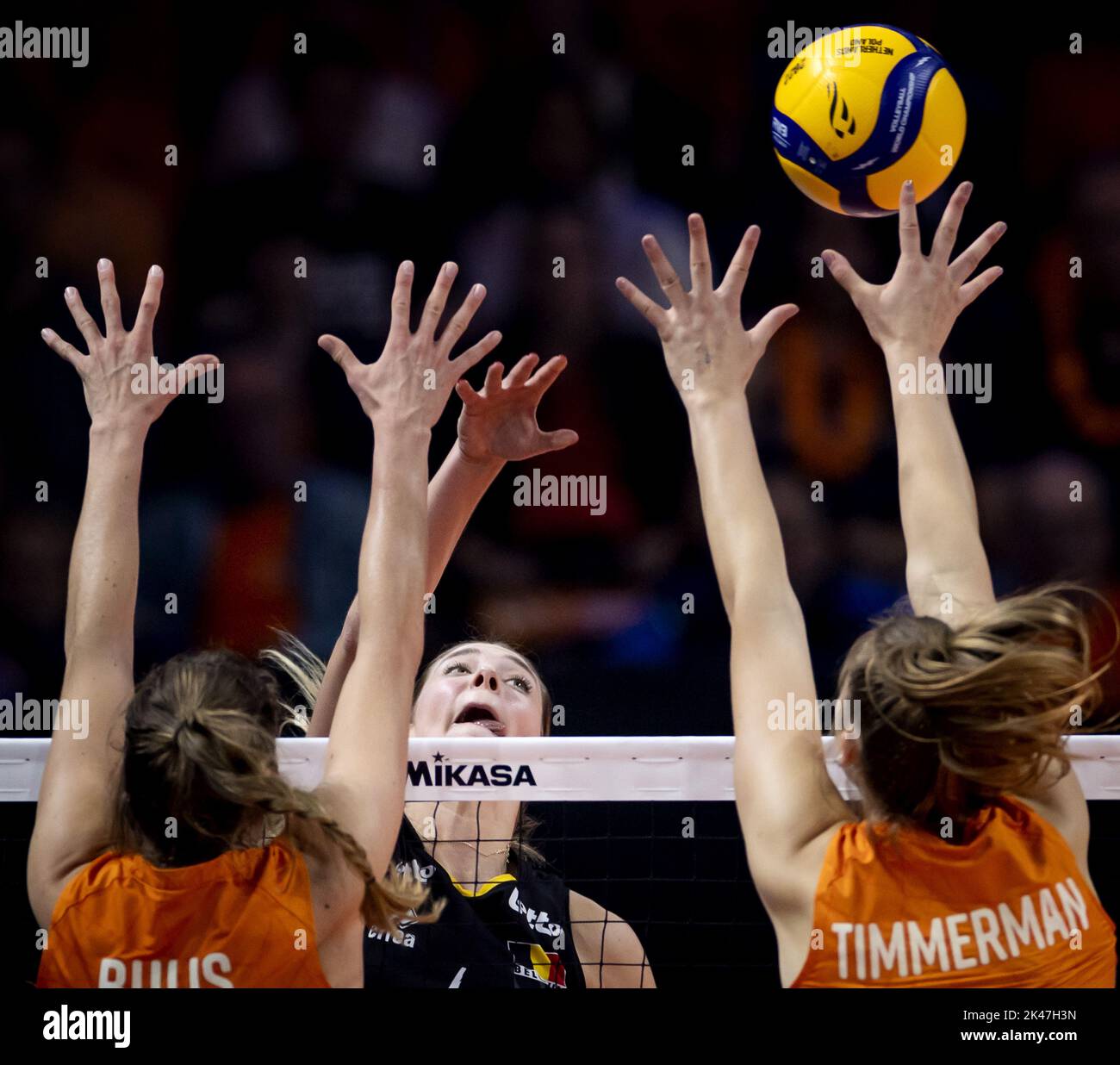 ARNHEM - Anne Buijs (L) and Eline Timmerman of the Netherlands in ...