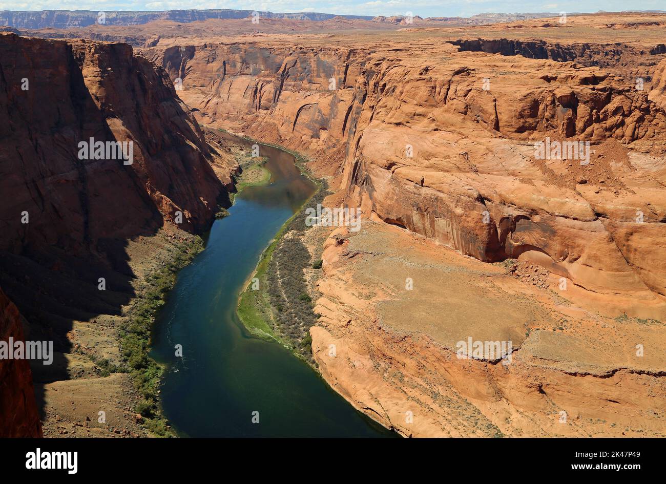Cliff side bend hi-res stock photography and images - Alamy