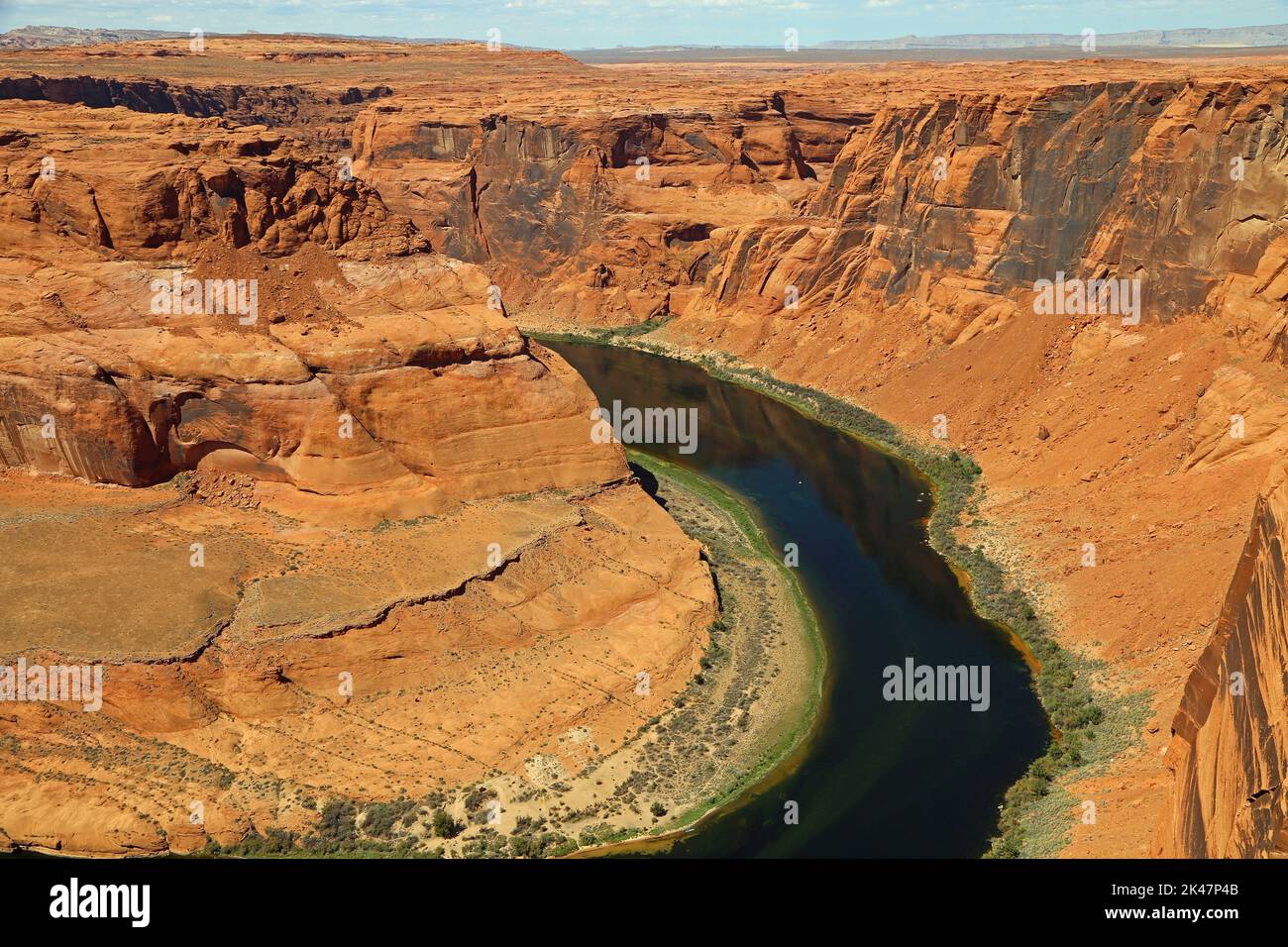 Cliff side bend hi-res stock photography and images - Alamy