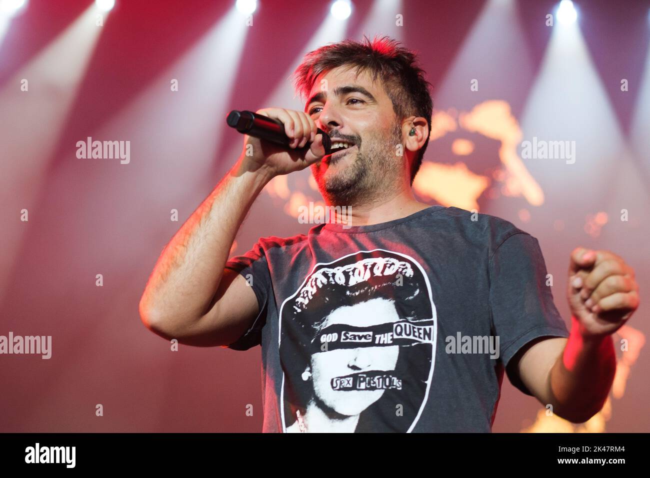 Gira fuego concert hi-res stock photography and images - Alamy