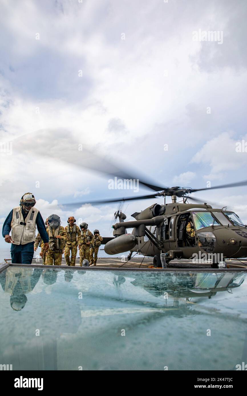 Sea of Japan (Sept. 28, 2022) Sailors and Soldiers conduct flight deck ...