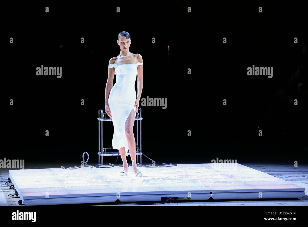 Bella hadid coperni hi-res stock photography and images - Alamy