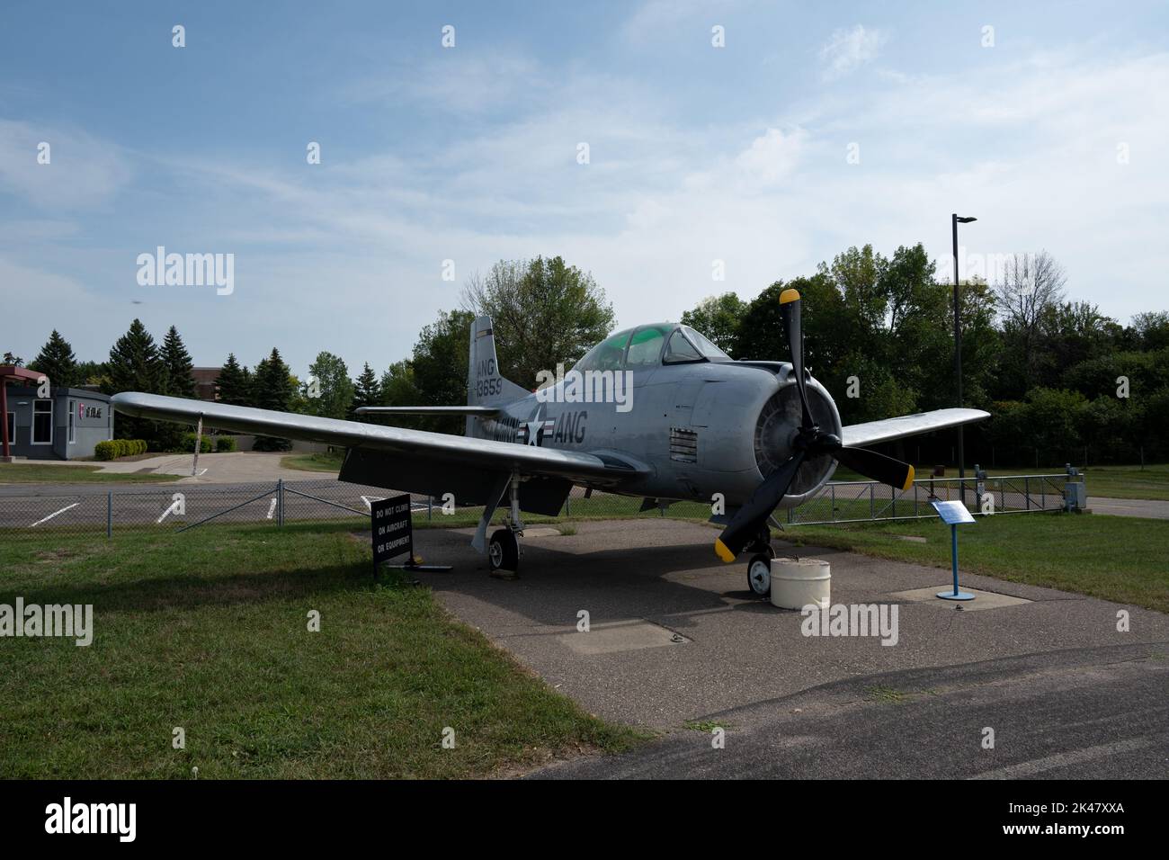 North american military trainer hi-res stock photography and images - Alamy