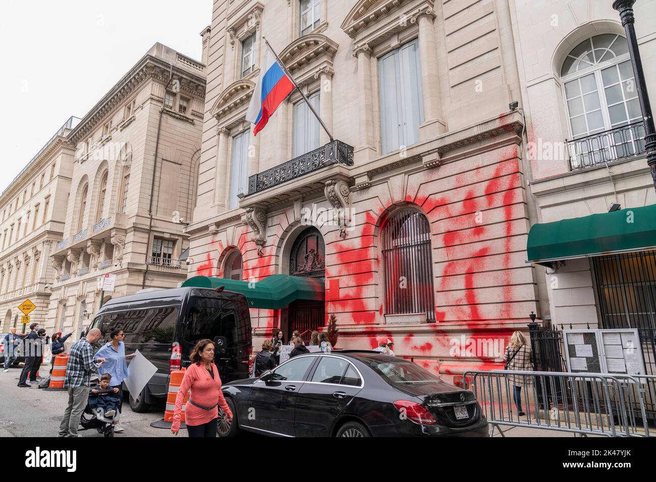 New York, USA. 30th Sep, 2022. View of Russian Consulate in NYC ...