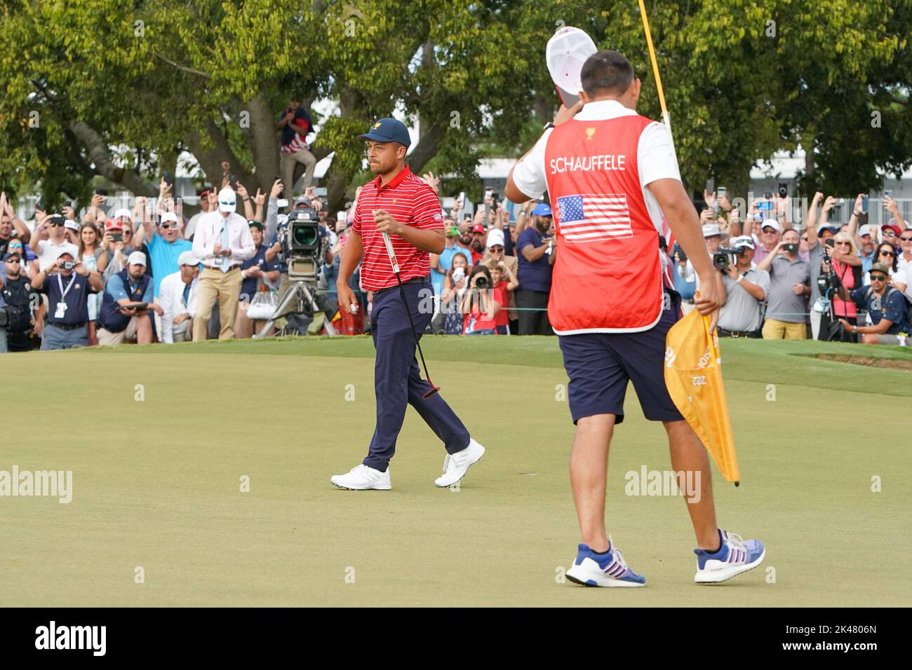 Charlotte, North Carolina, USA. 25th Sep, 2022. Xander Schauffele (L ...