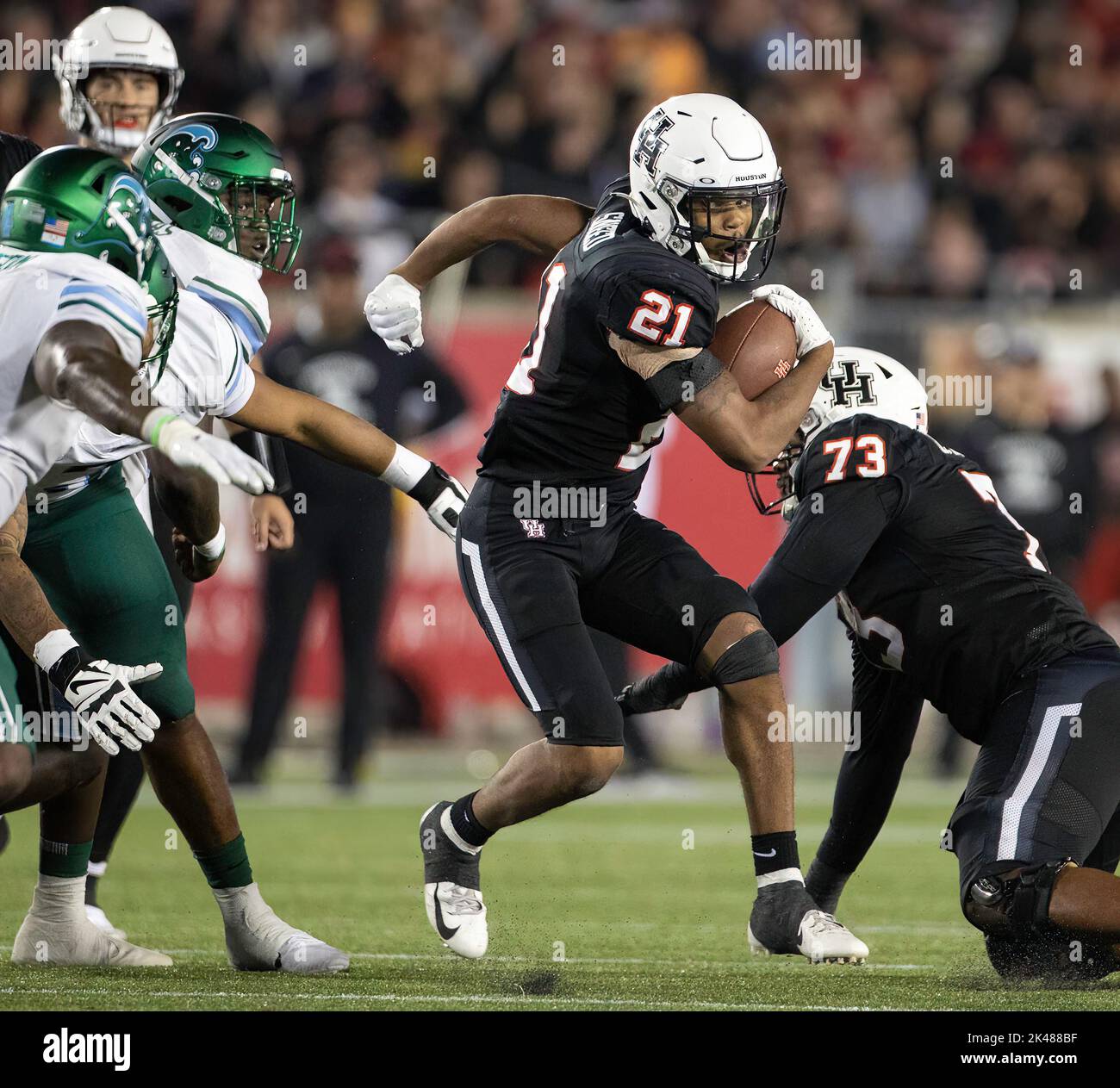 September 30, 2022: Houston running back Stacy Sneed (21) carries the ...