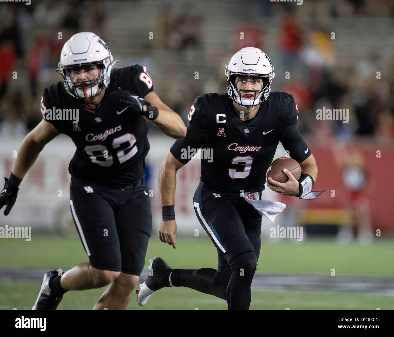September 30, 2022: Houston quarterback Clayton Tune (3) carries the ...