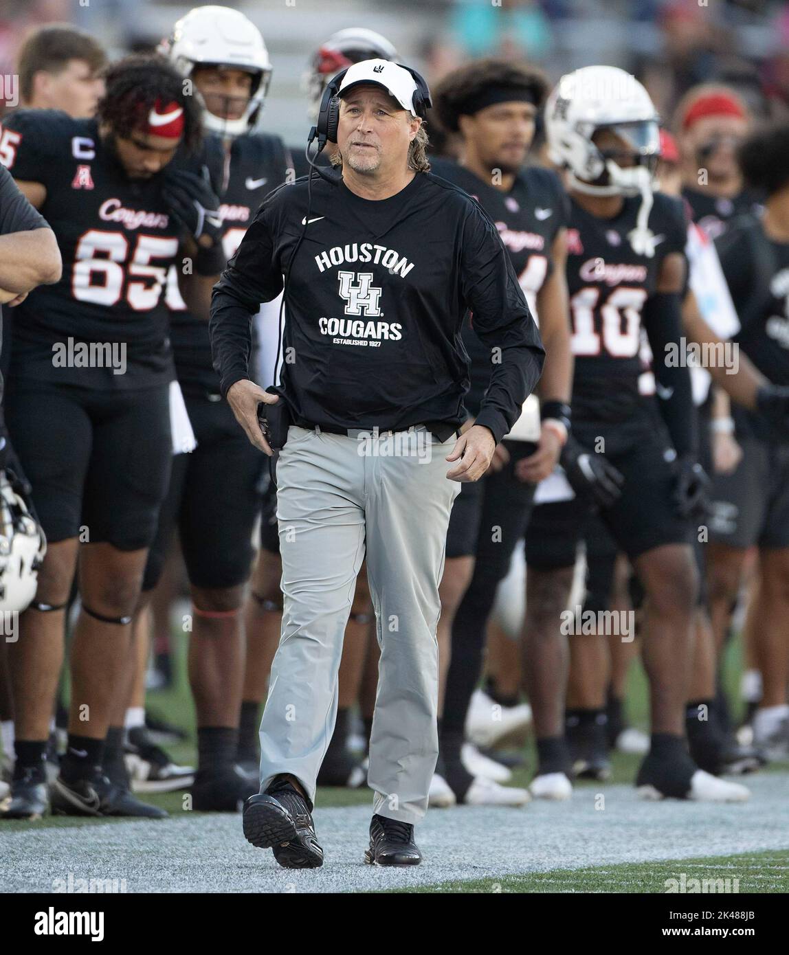 September 30, 2022: Houston head coach Dana Holgorsen during a college ...