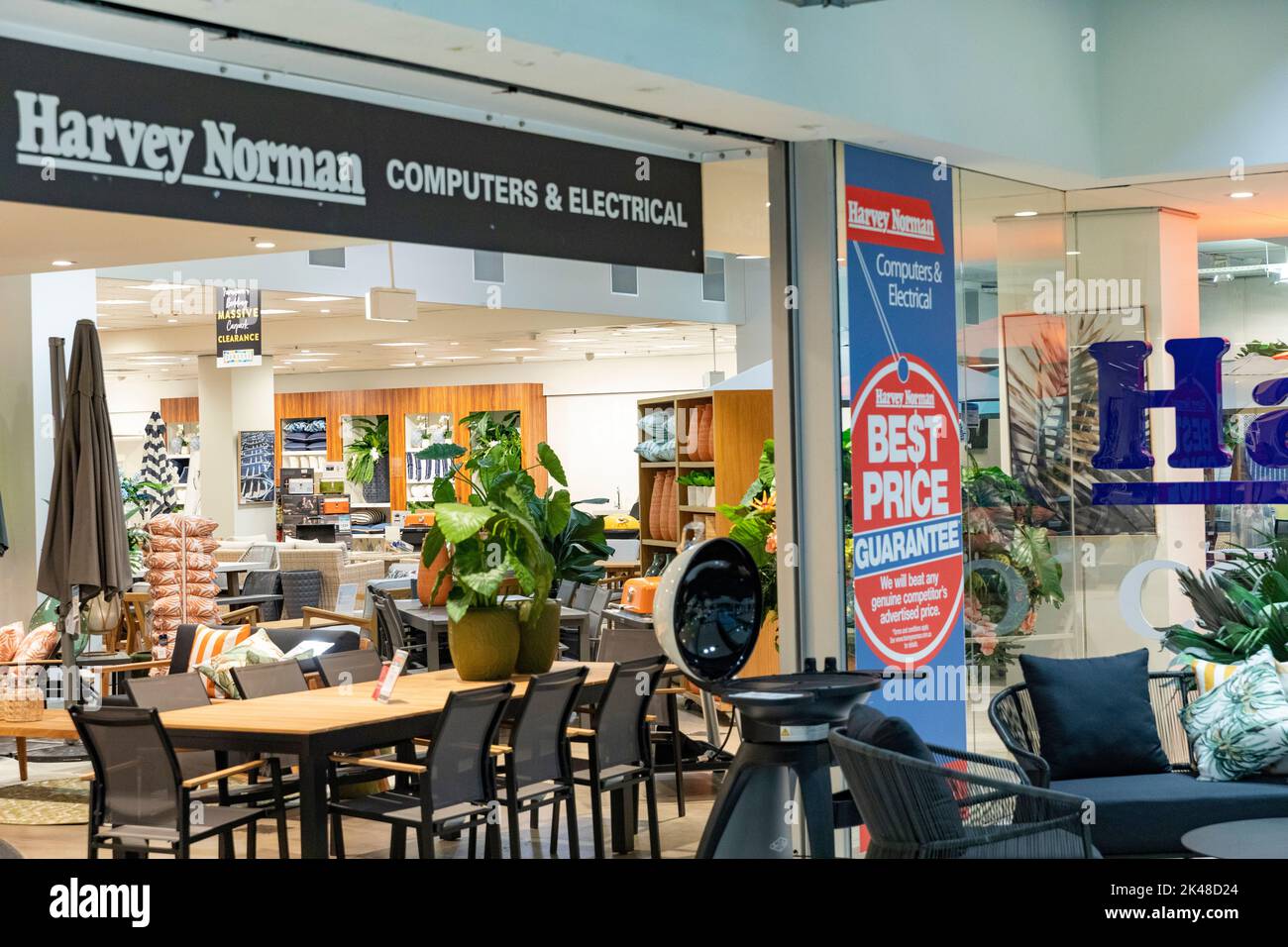 Belrose shopping mall hi-res stock photography and images - Alamy
