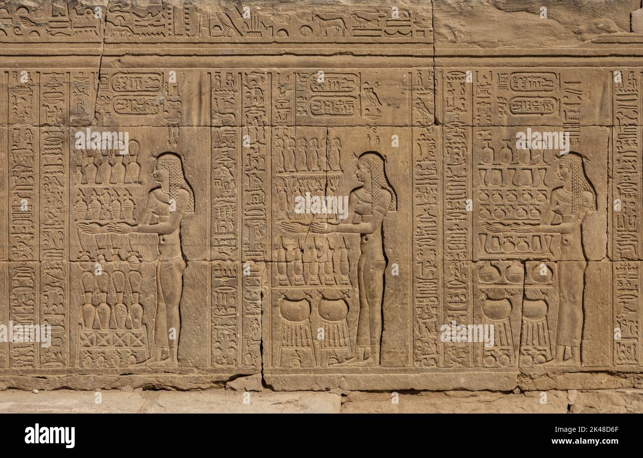 Hieroglyphic carvings in ancient temple Stock Photo - Alamy