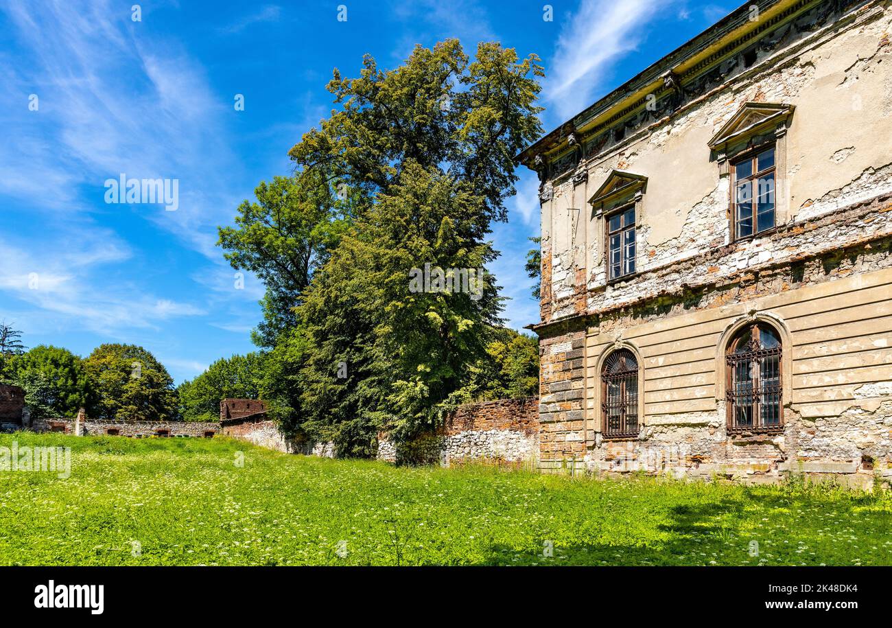 Pilica, Poland - July 25, 2022: Ruined renaissance and baroque historic ...