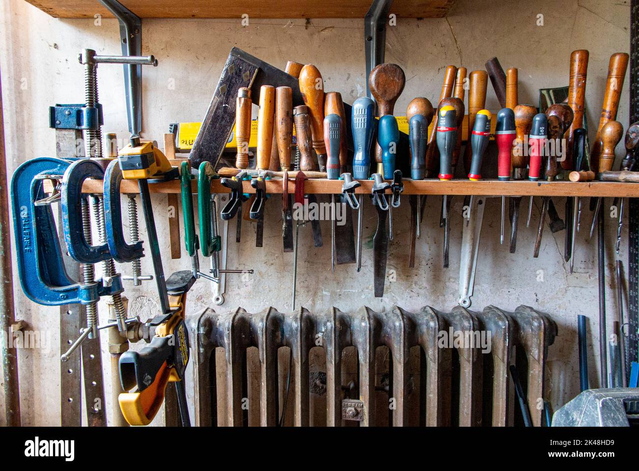 Antique tools in an old wokshop Stock Photo - Alamy