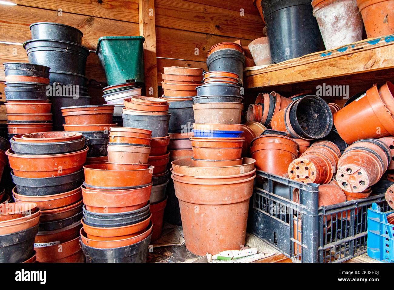 Various garden items hi-res stock photography and images - Alamy