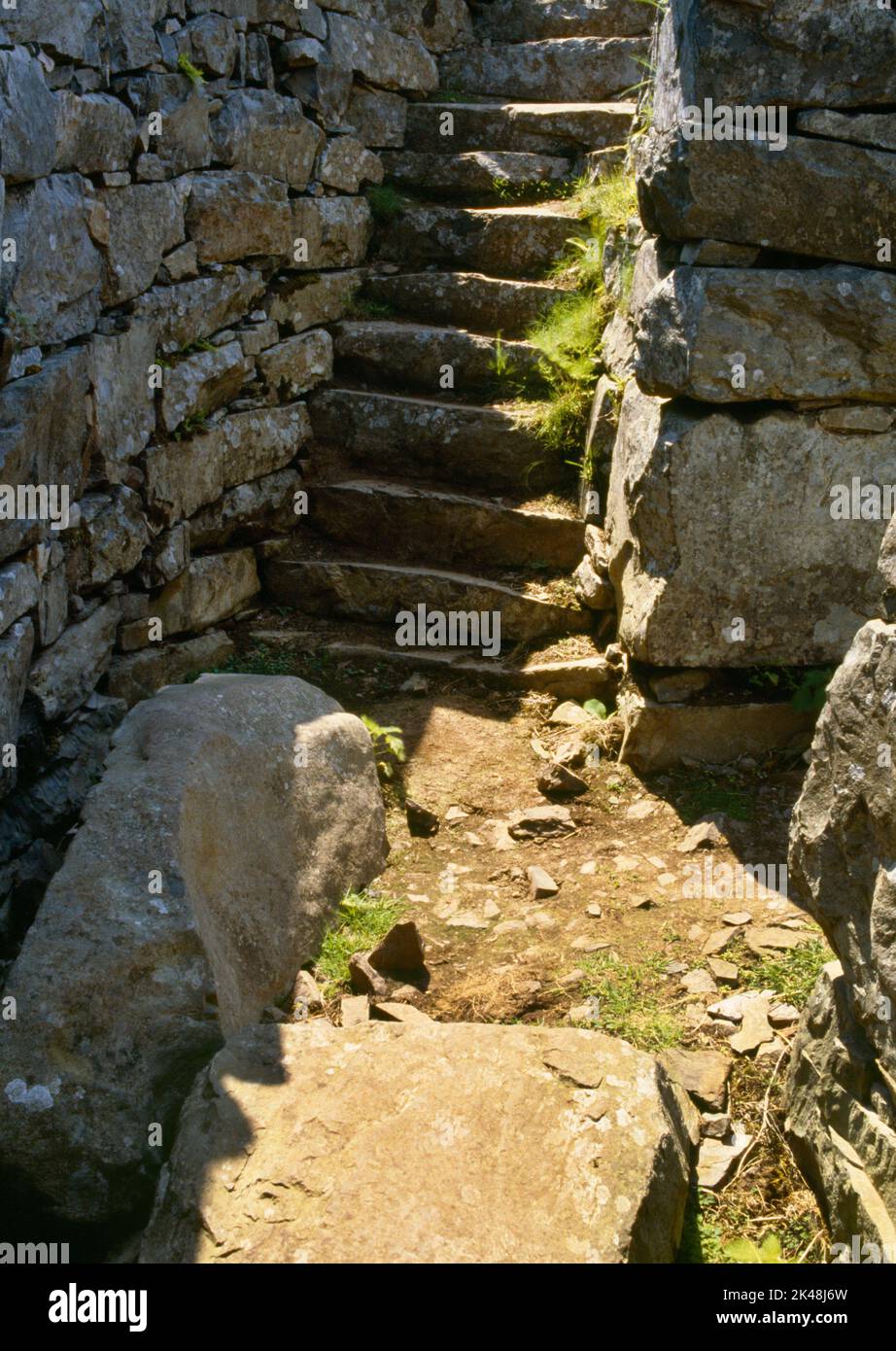 South-east cell & stairway within the double drystone wall of Dun Beag ...