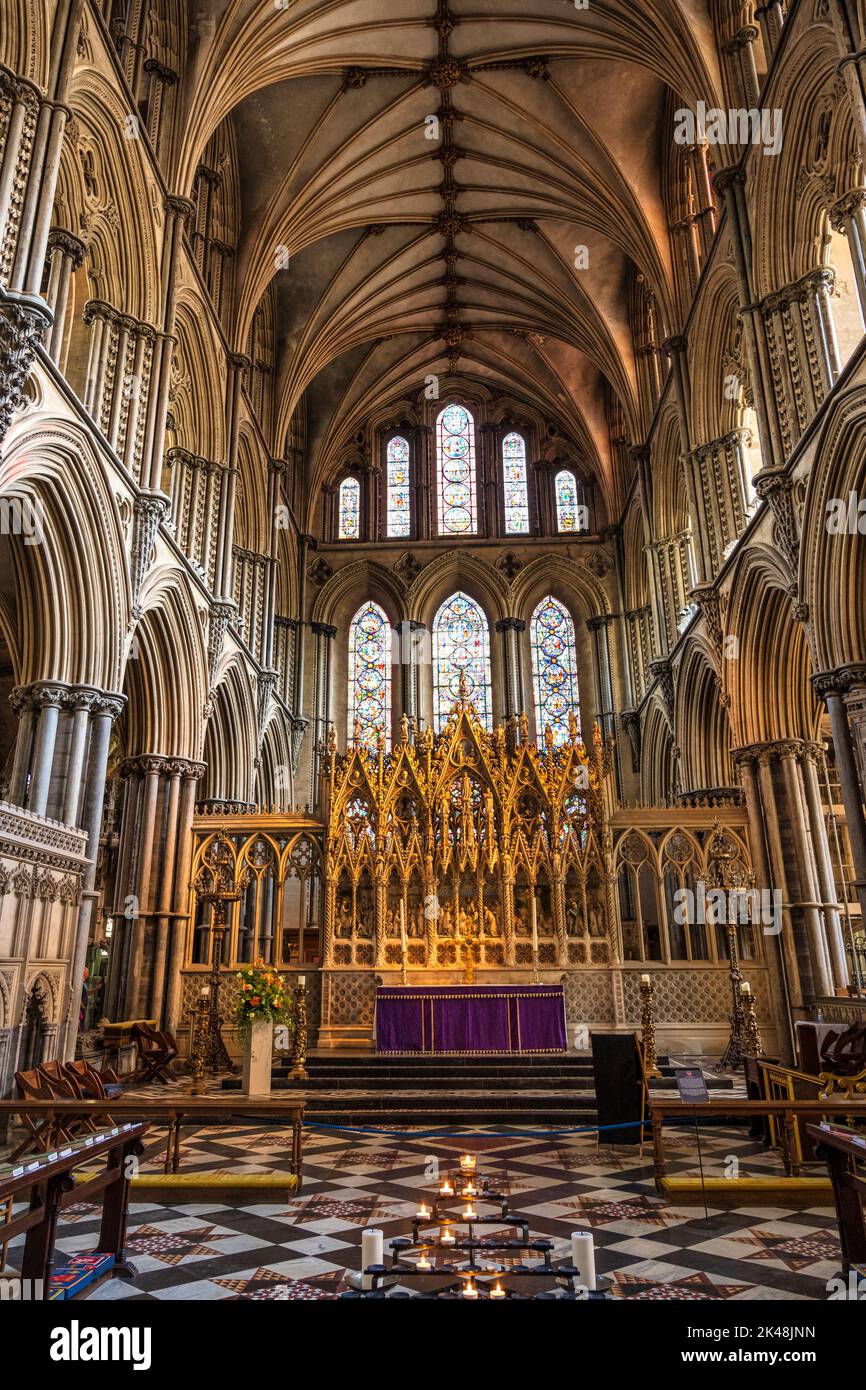 Ely cathedral altar hi-res stock photography and images - Alamy
