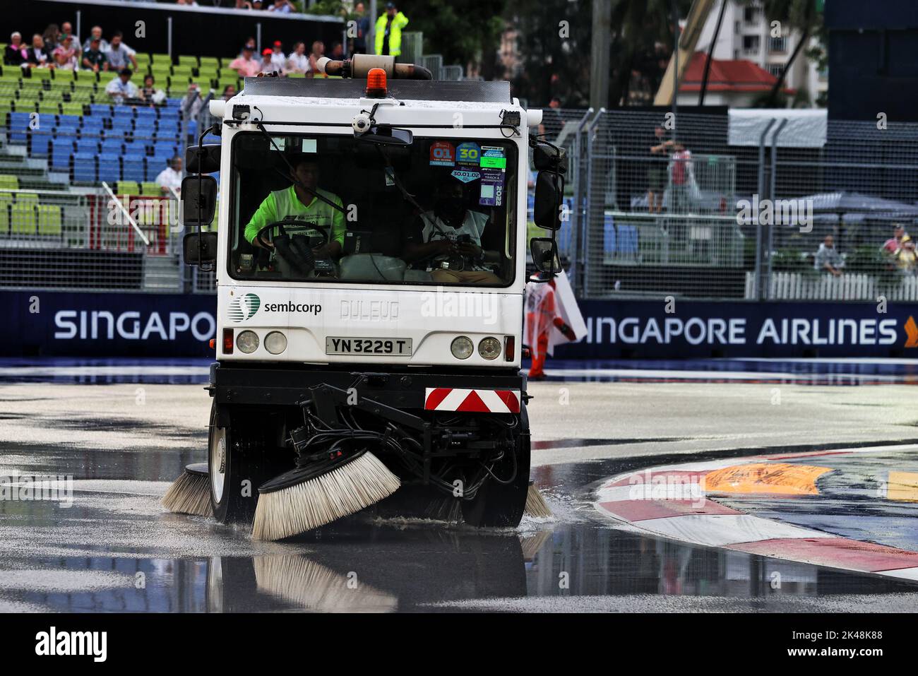 Singapore. 01st Oct, 2022. Street cleaner on the circuit. Singapore ...