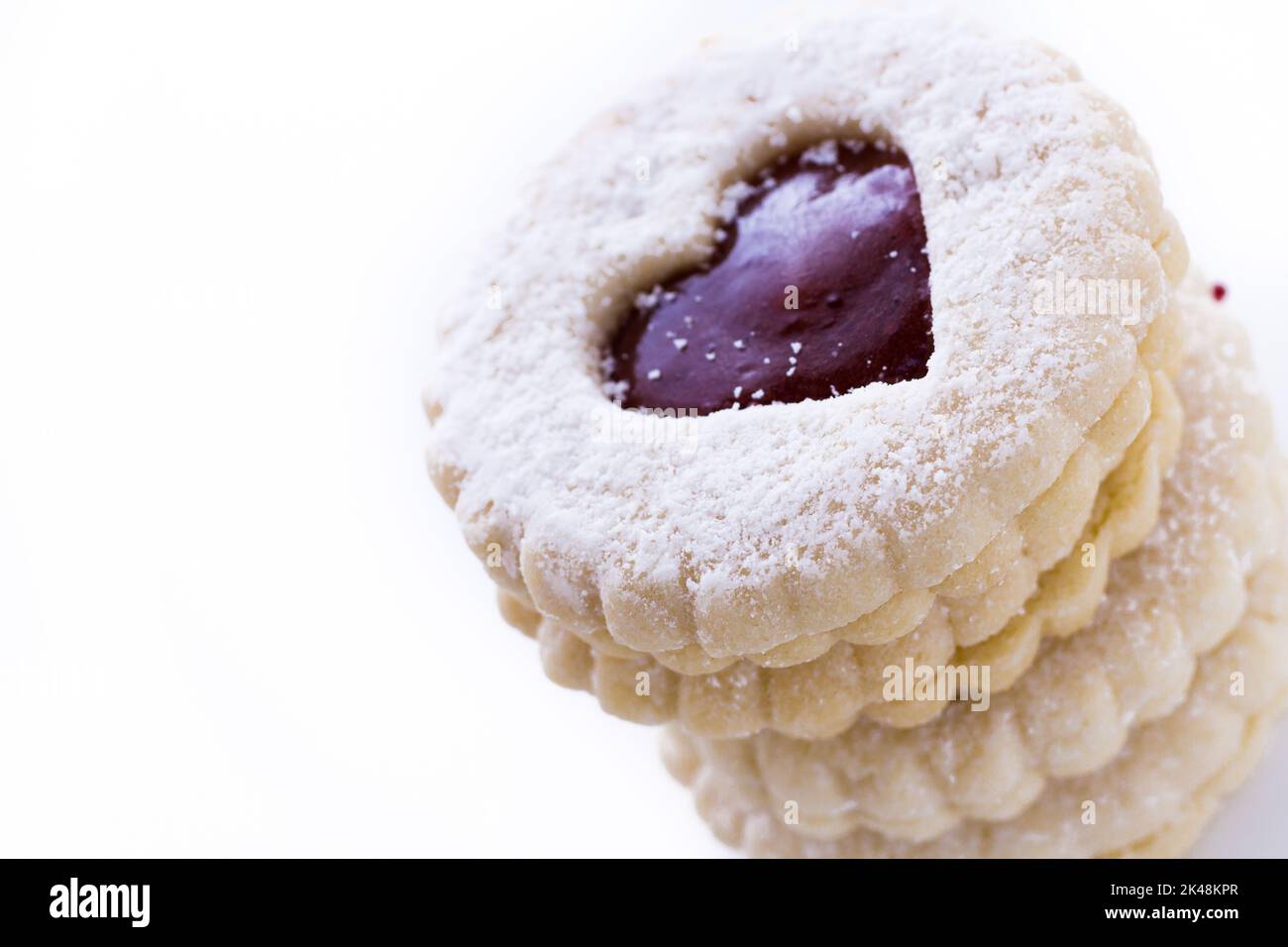 Linzer Torte Cookies Stock Photo - Alamy