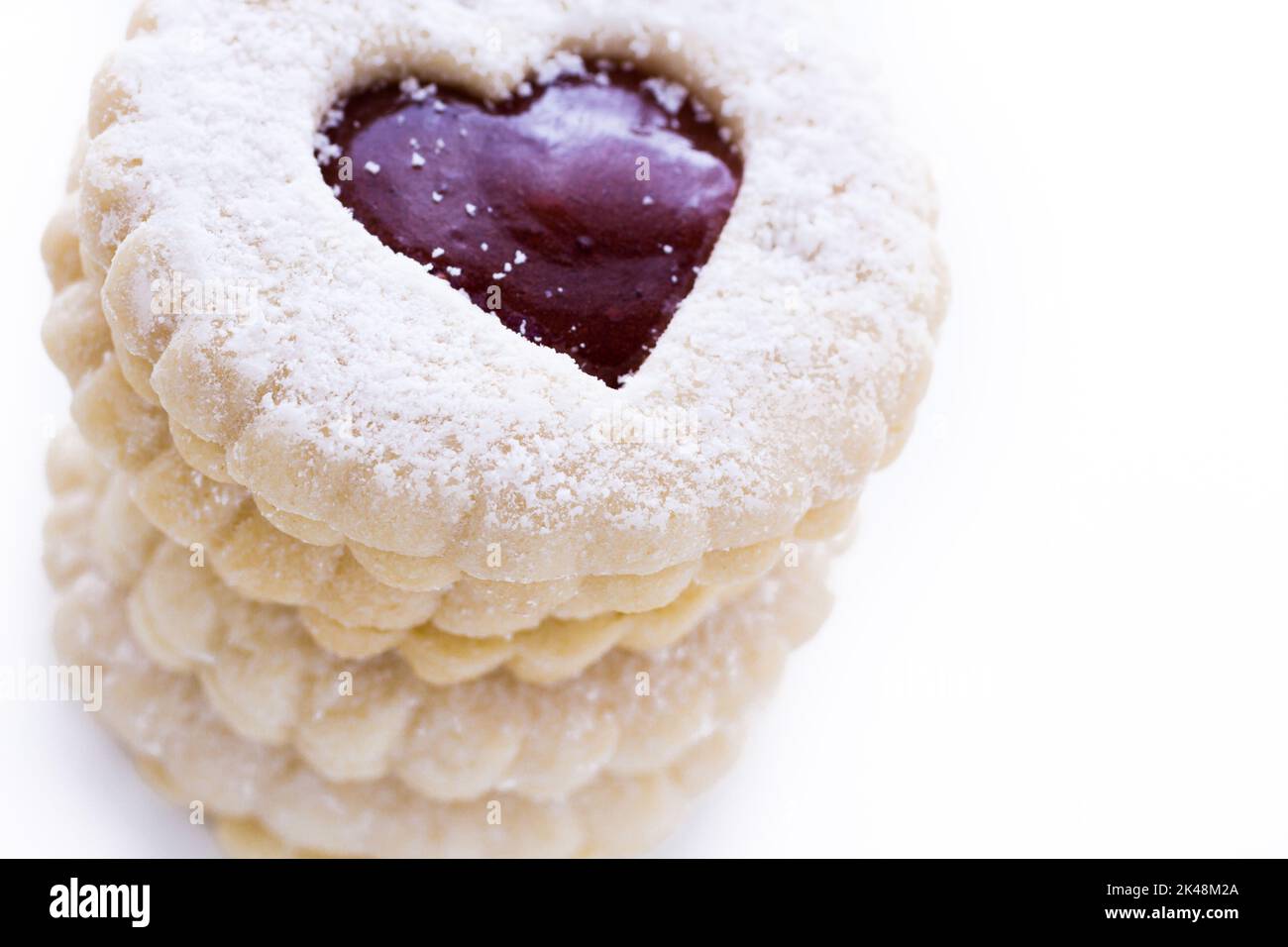 Linzer Torte Cookies Stock Photo - Alamy