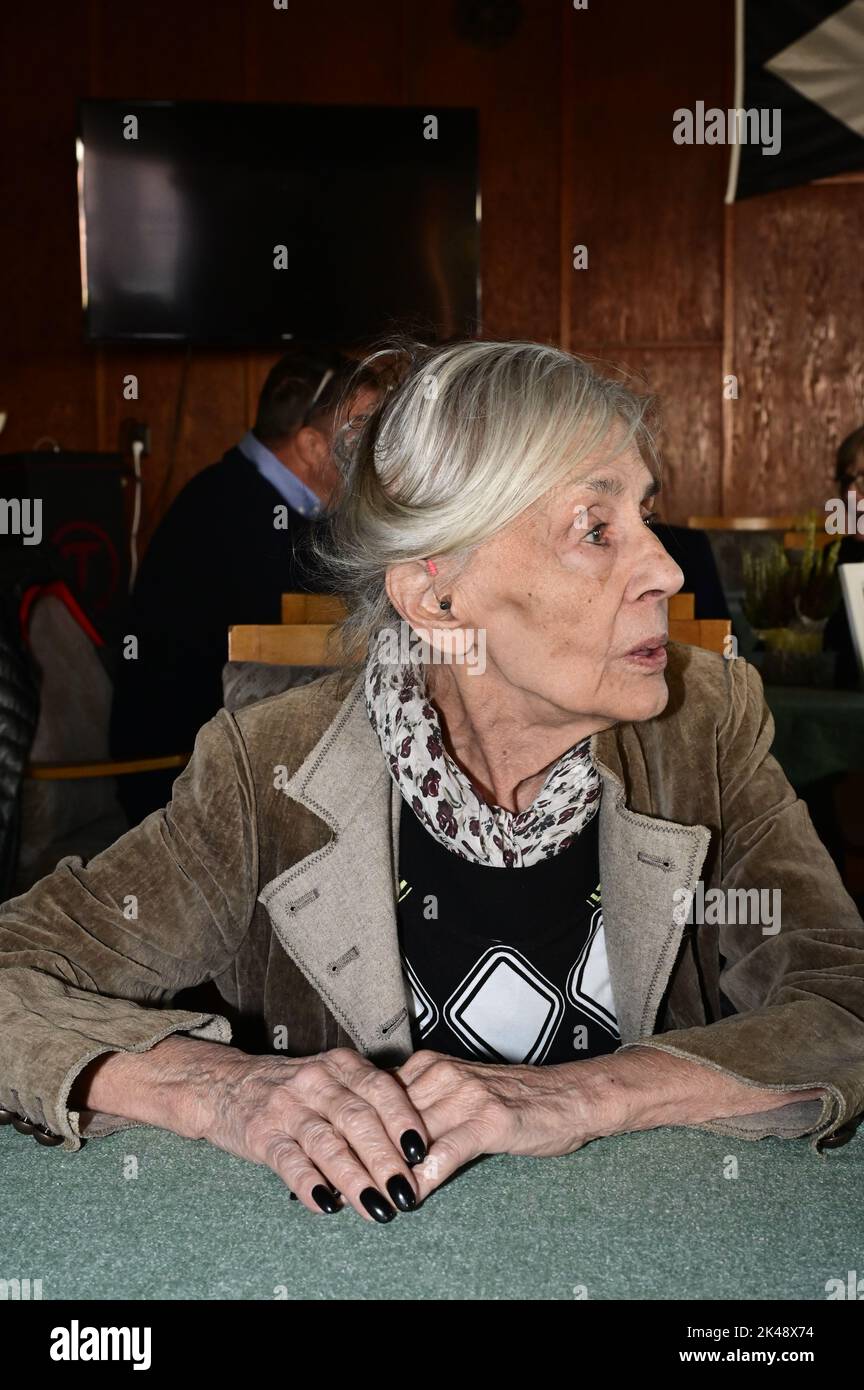 Evelin Matt bei der Trauerfeier des Schauspielers Heinz Behrens im ...