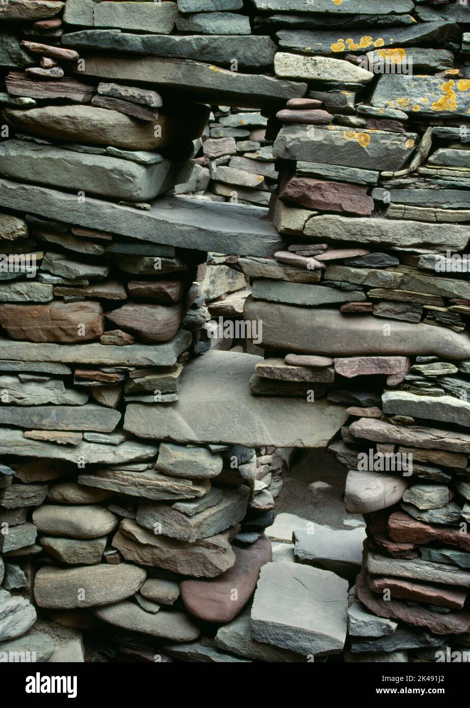 Detail view NE of architectural weight reducing voids in the western ...