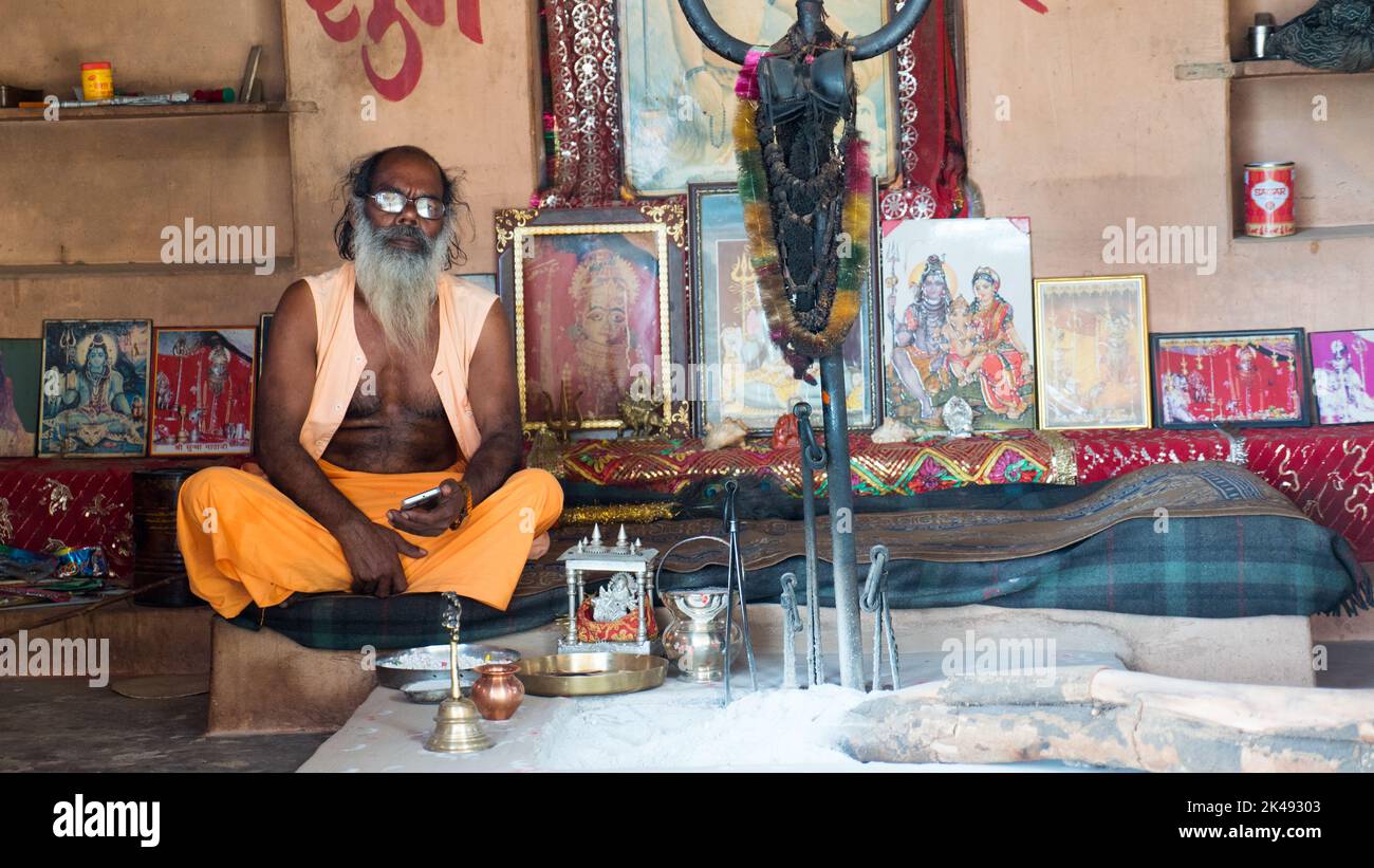 Indian priest ancient hi-res stock photography and images - Alamy