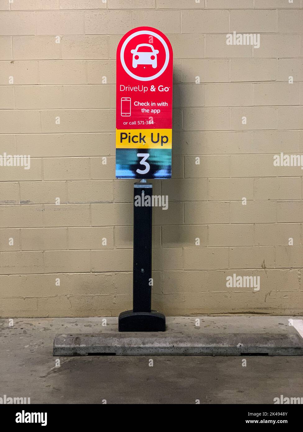 Parking Space for Grocery Pickup Stock Photo - Alamy