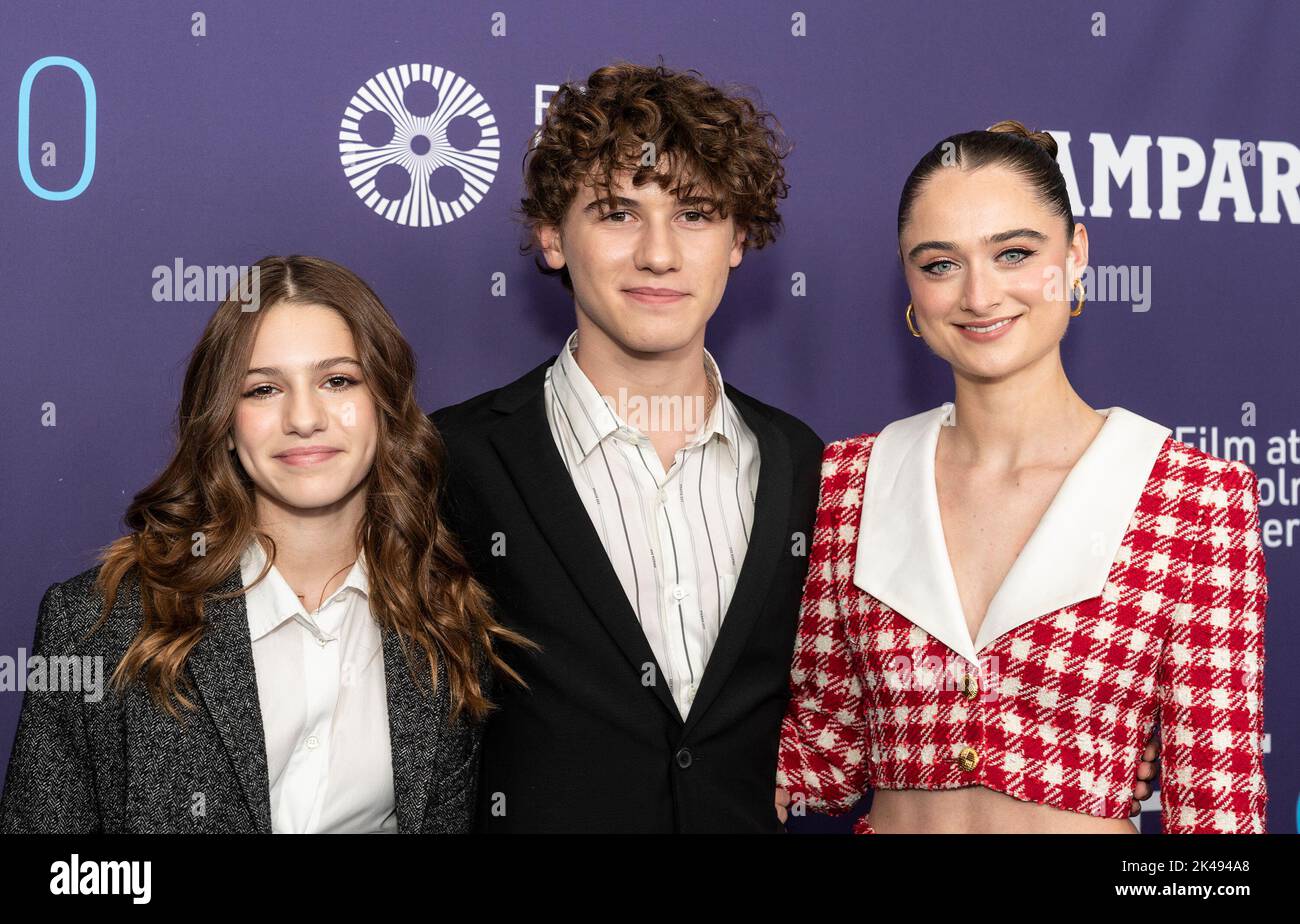 Sam nivola and raffey cassidy hi-res stock photography and images - Alamy