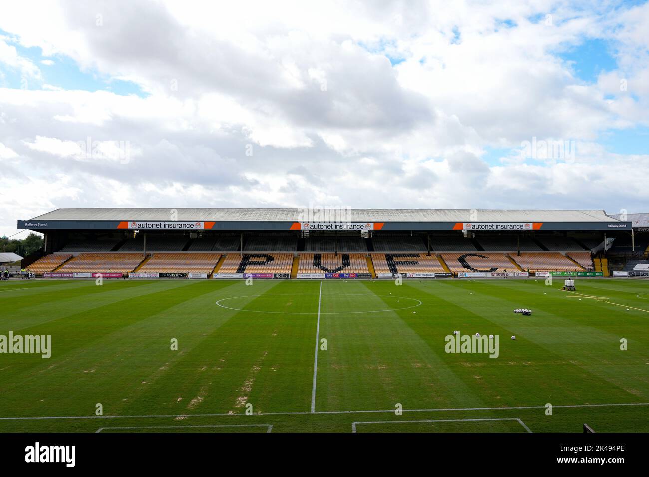 Vale park stadium hi-res stock photography and images - Alamy