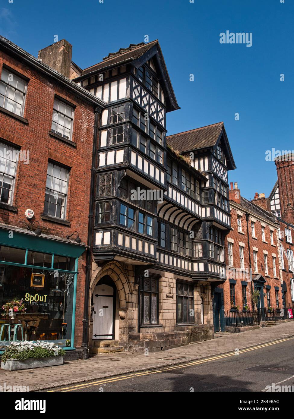 Leek centre buildings Stock Photo - Alamy