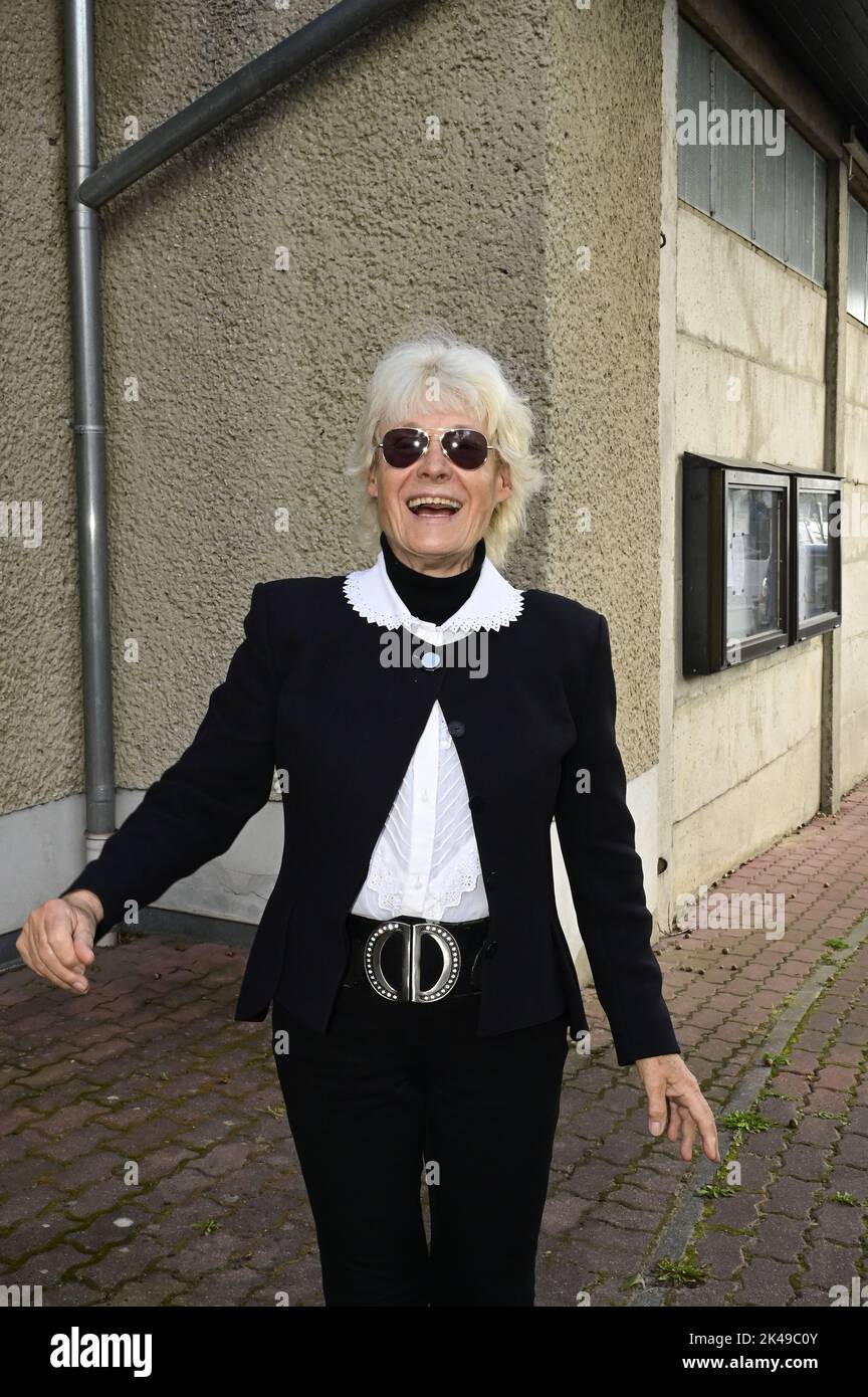 Monika Unferferth bei der Trauerfeier des Schauspielers Heinz Behrens ...