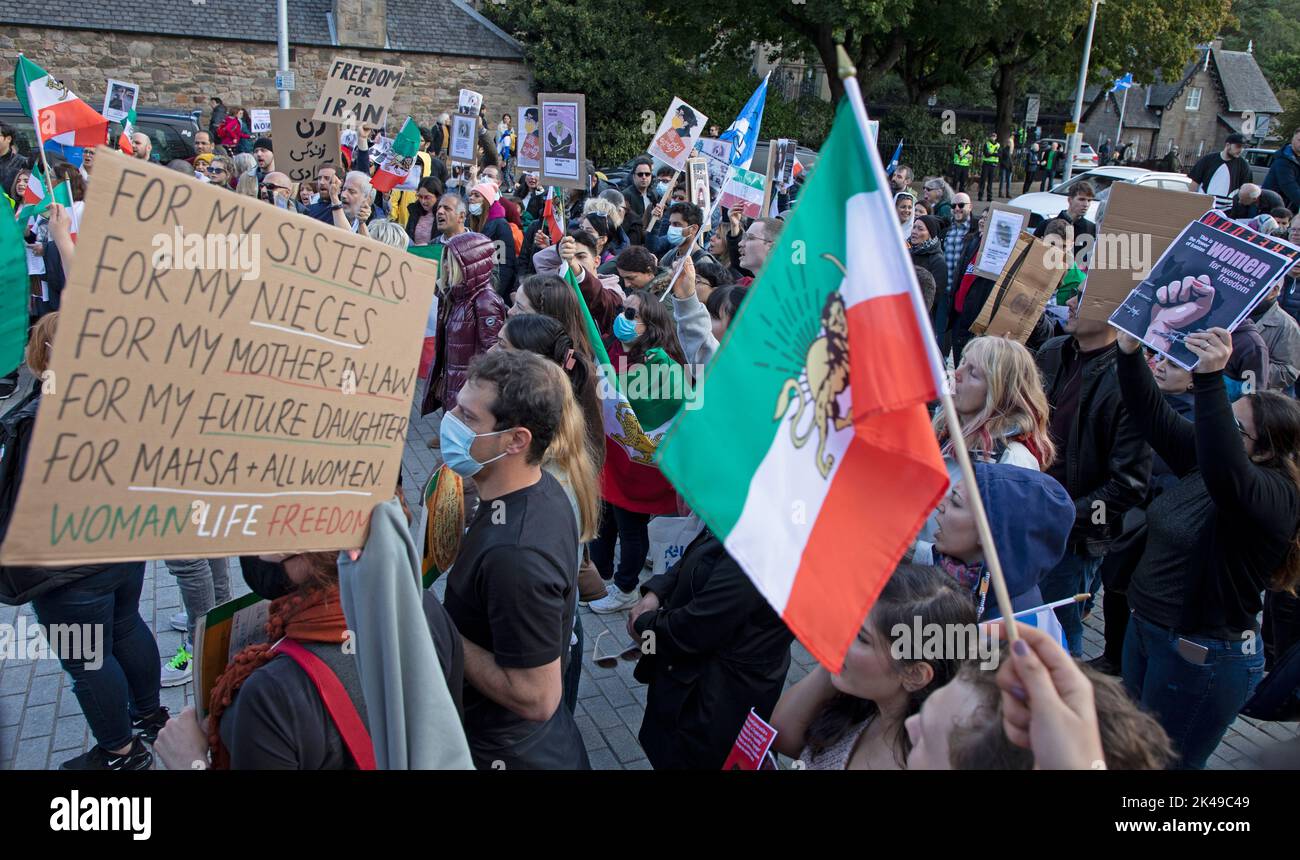 Female protest iran hijab hi-res stock photography and images - Alamy