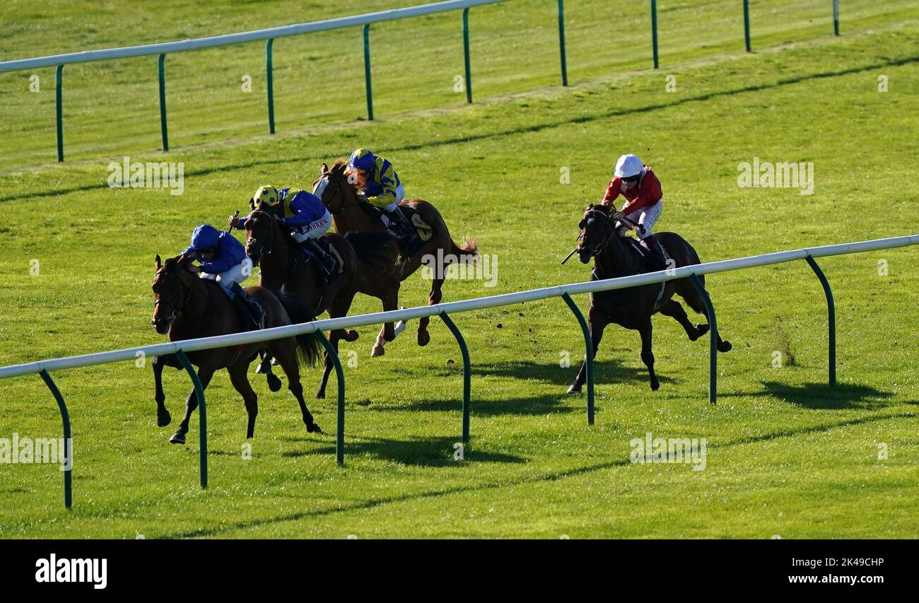 Imperial Emperor ridden by William Buick (left) wins the Prestige ...