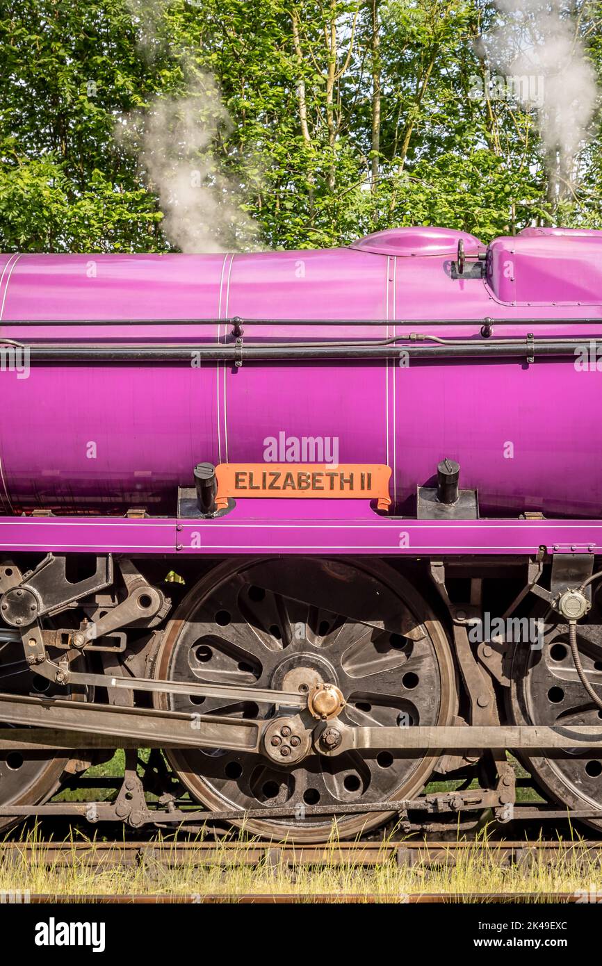 SR 'Pacific' 4-6-2 No. 34027 (running as No. 70 Elizabeth II) Highley ...