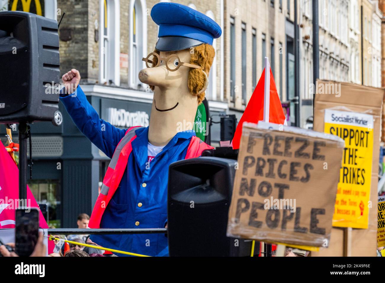 London, UK. 1st Oct, 2022. Dave Ward, Gen Secretary of the ...
