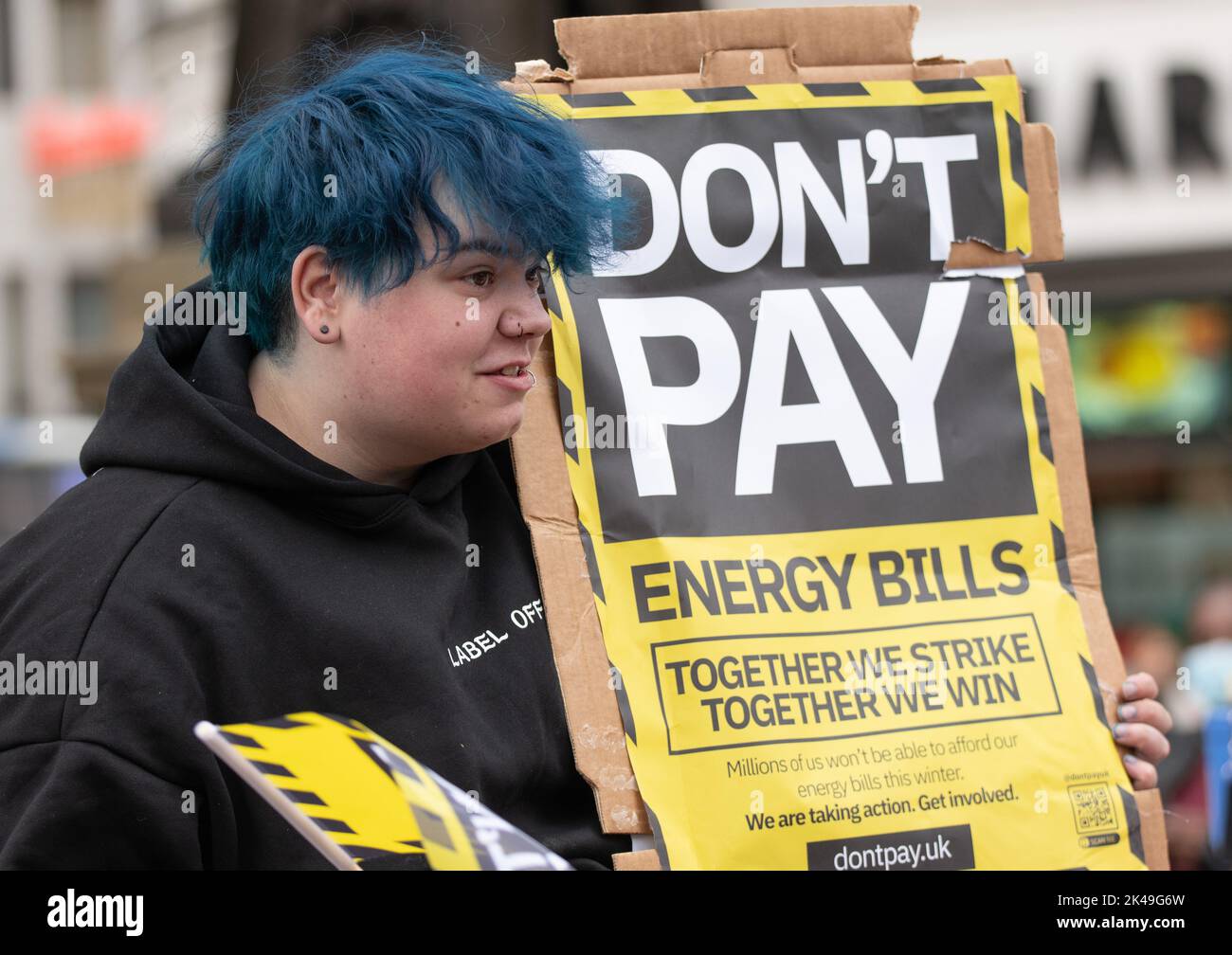 Don't pay uk hi-res stock photography and images - Alamy