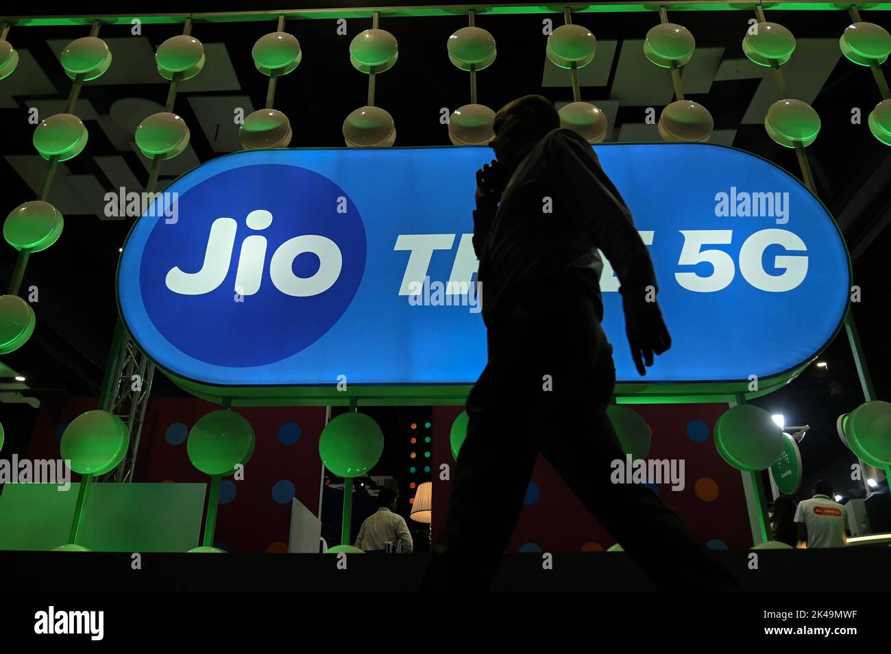 Jio india 5g hi-res stock photography and images - Alamy