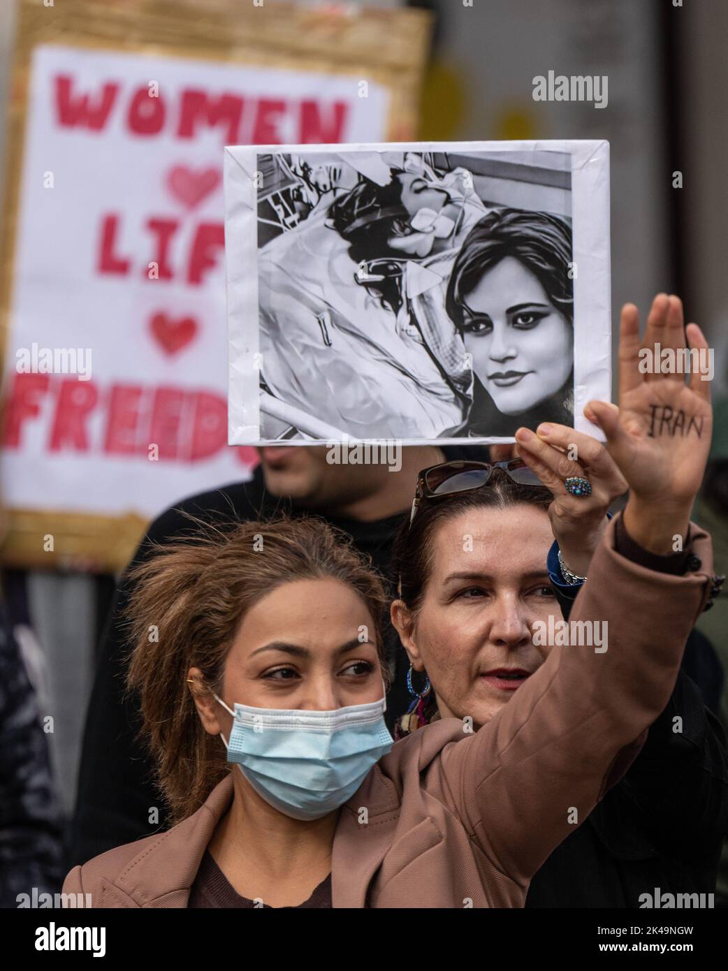 Mahsa amini hi-res stock photography and images - Alamy