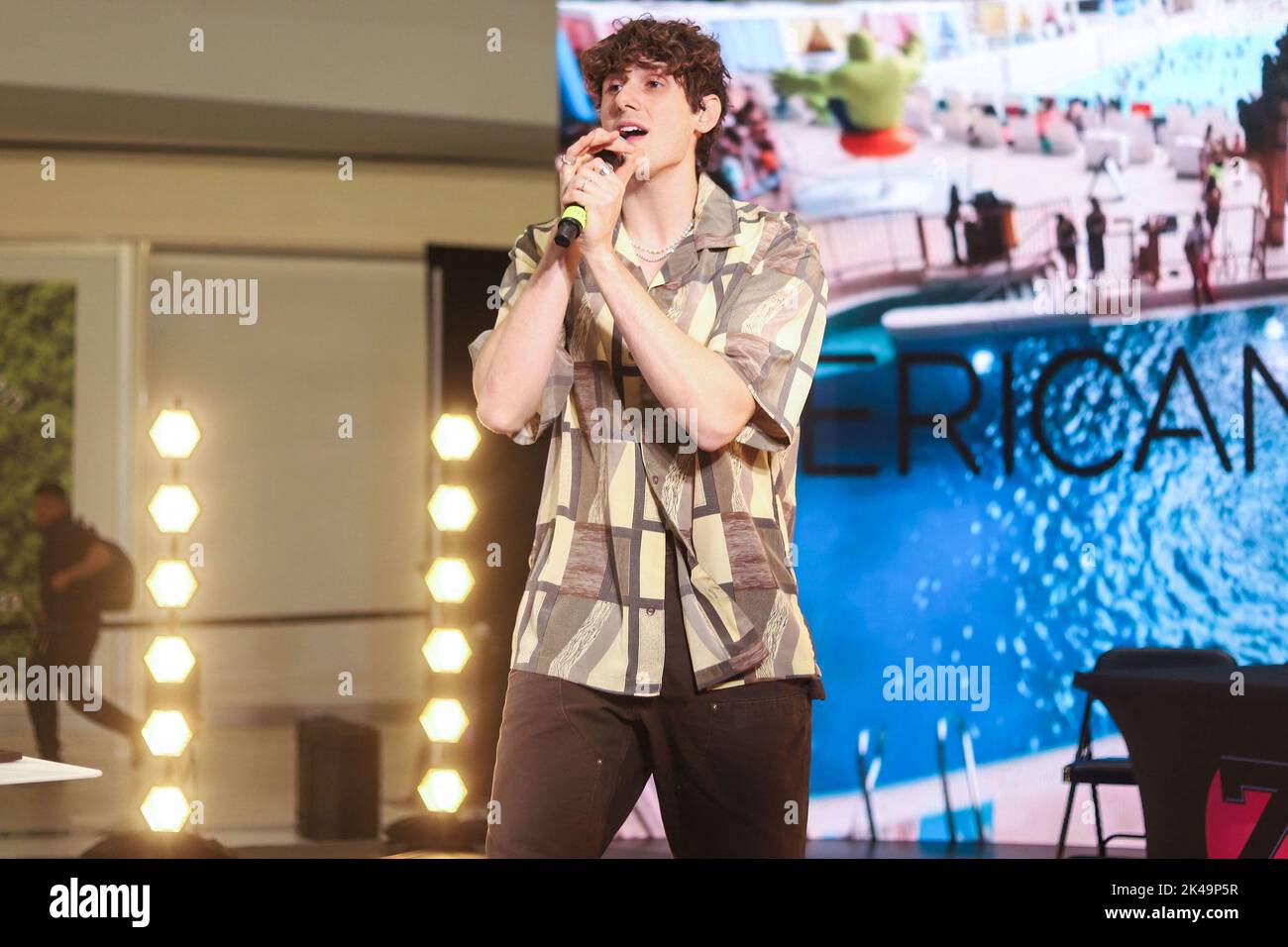 Jvke hi-res stock photography and images - Alamy