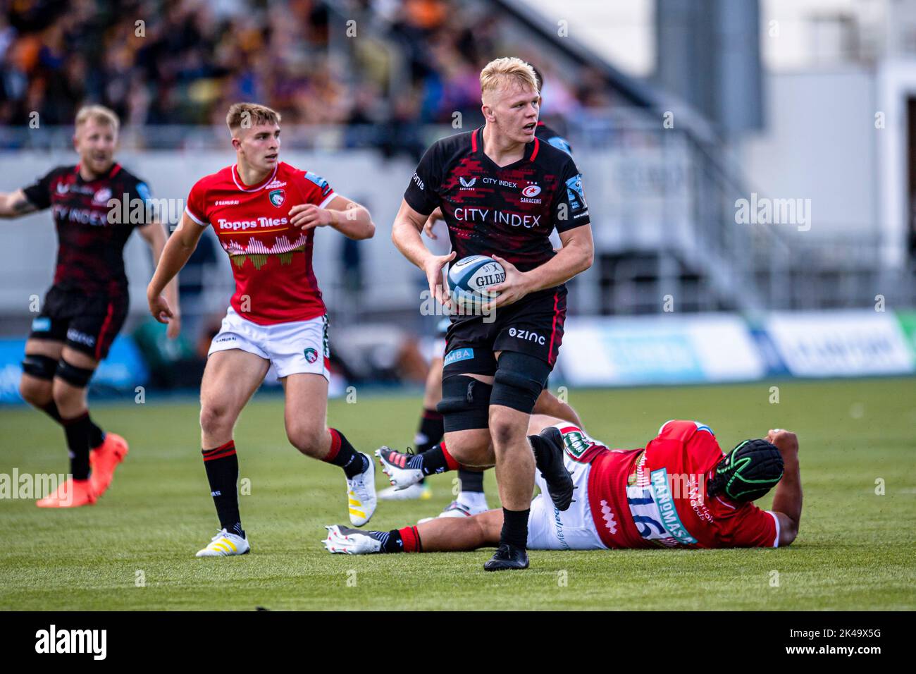 LONDON, UNITED KINGDOM. 01th, Oct 2022. Hugh Tizard of Saracens is ...