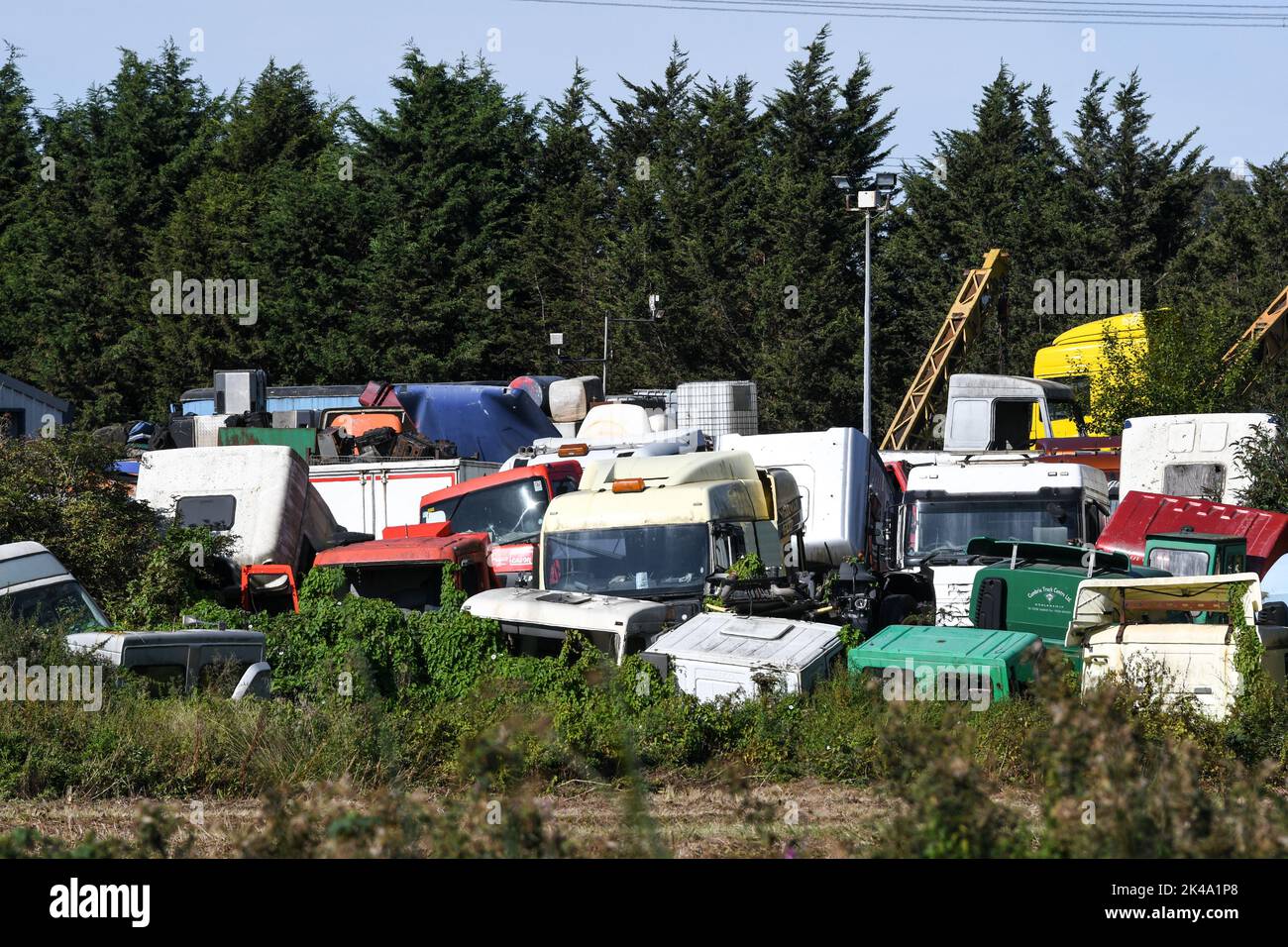 Heavy goods vehicles hi-res stock photography and images - Alamy