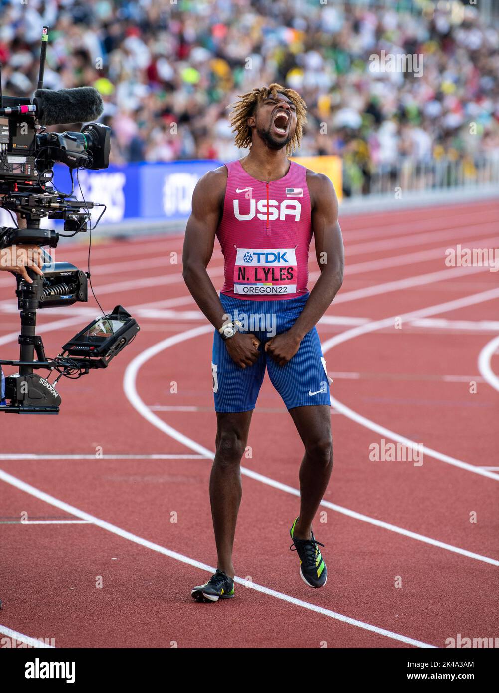 Noah Lyles of the USA celebrating his win in the men’s 200m final at ...
