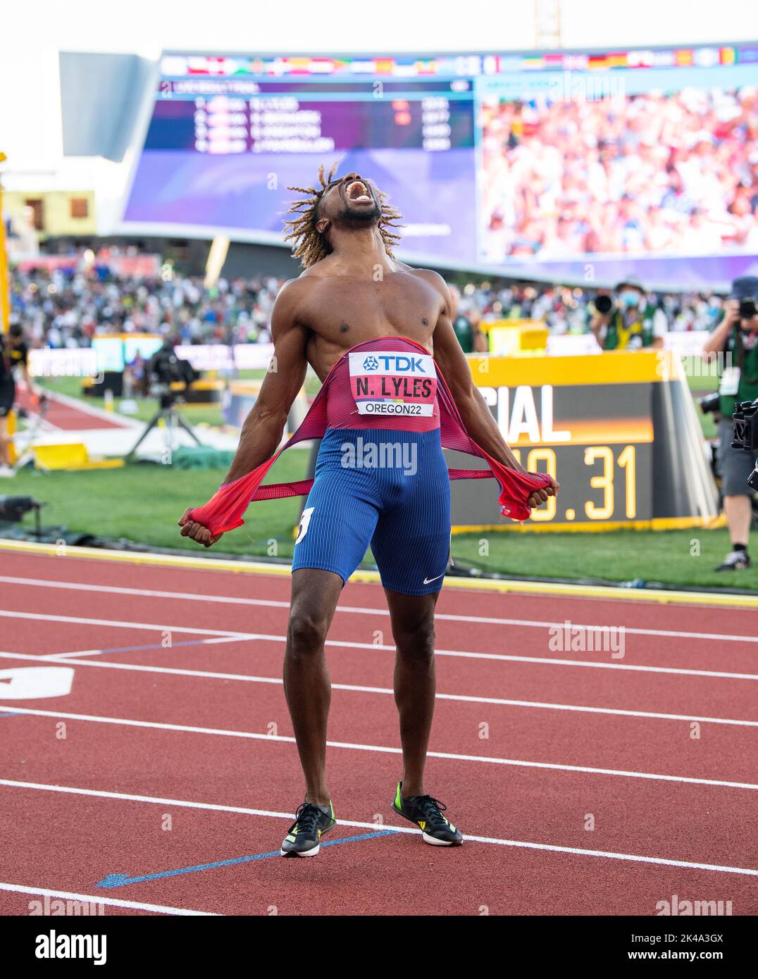 Noah Lyles of the USA celebrating his win in the men’s 200m final at ...
