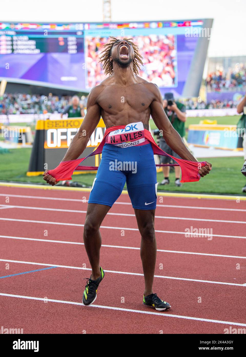 Noah Lyles of the USA celebrating his win in the men’s 200m final at ...