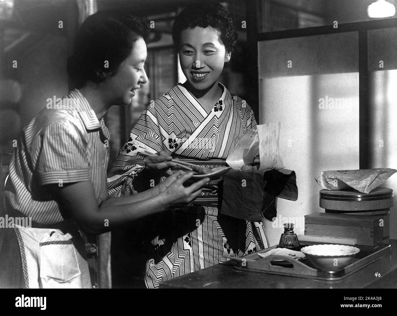 HARUKO SUGIMURA and ISUZU YAMADA in NAGARERU / FLOWING / A HOUSE OF GEISHA 1956 director MIKIO ...