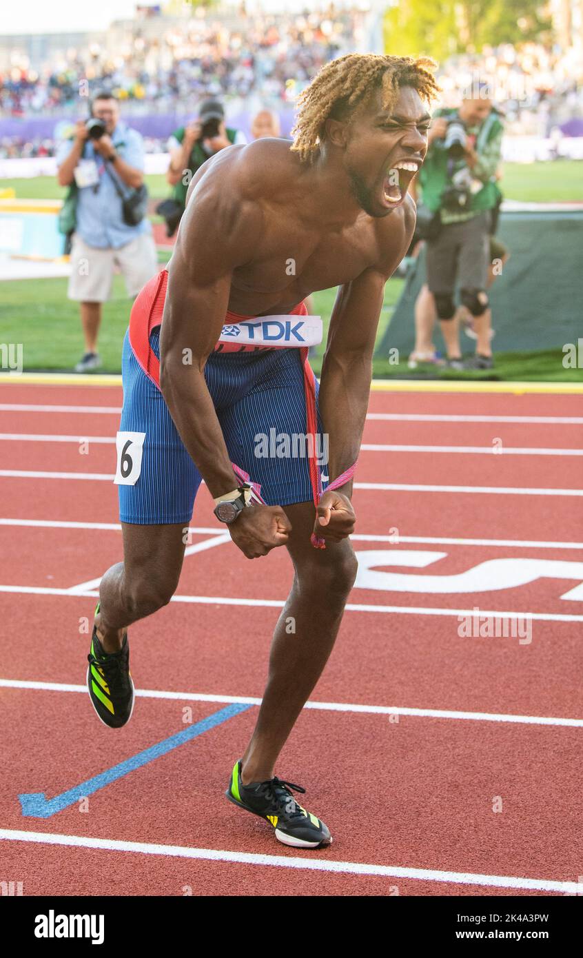 Noah Lyles of the USA celebrating his win in the men’s 200m final at ...