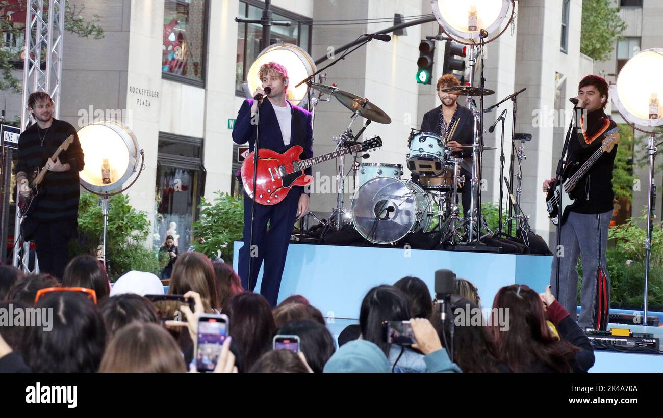 5 Seconds Of Summer Performing On The Today Show Citi Concert Series ...